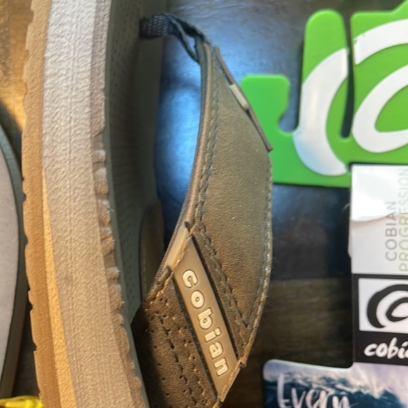 Cobian | Shoes | Cobian Arv 2 Flip Flops Color Is Chocolate | Poshmark
